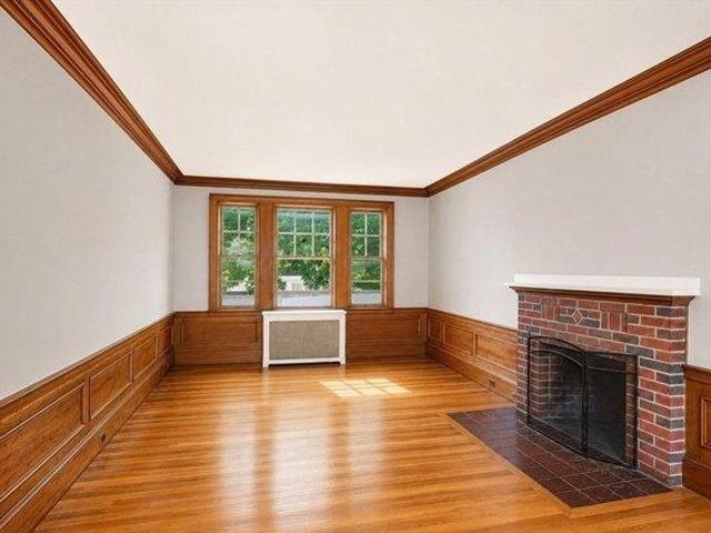 house with 3 bedroom, Belmont MA ES105124439