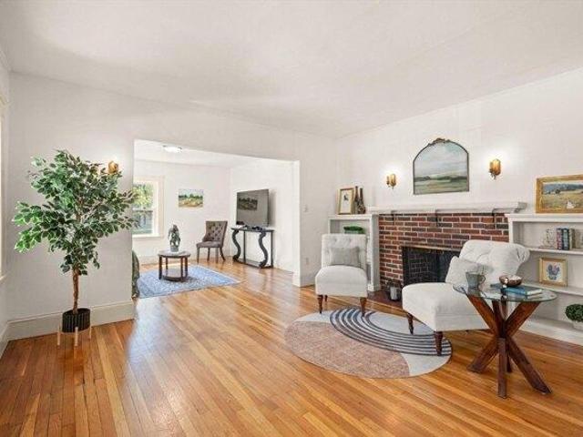 house with 3 bedroom, Belmont MA ES103074897