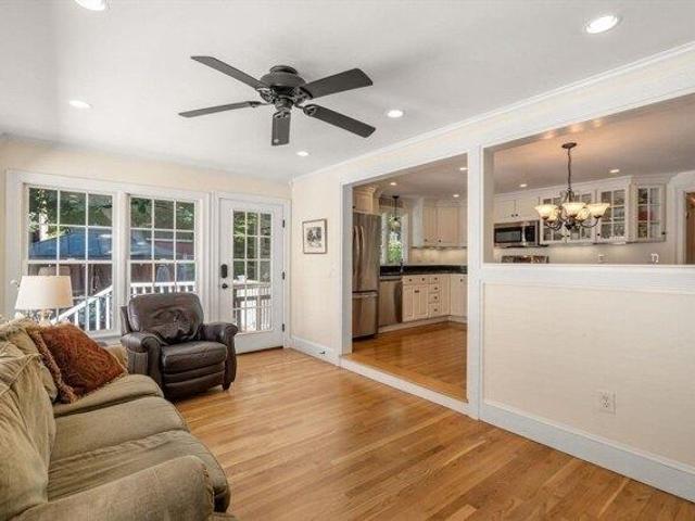 house with 3 bedroom, Belmont MA ES103588508