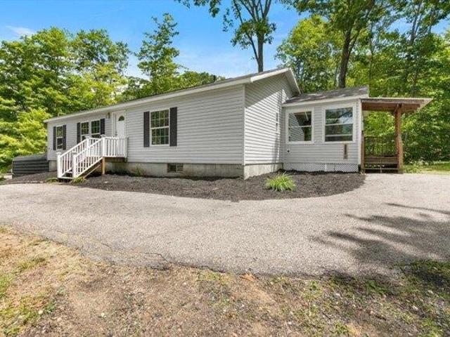 house with 3 bedroom, Belmont NH ES104262383