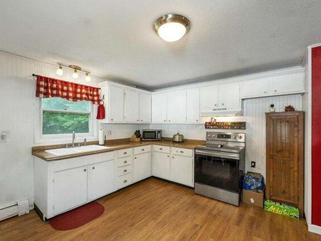 house with 3 bedroom, Belmont NH ES104376184