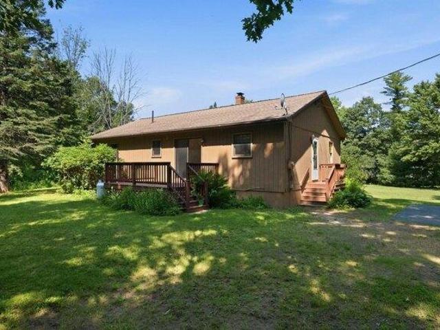 house with 3 bedroom, Belmont NH ES105125904