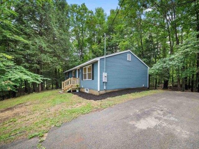house with 3 bedroom, Belmont NH ES105123795