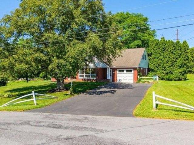 house with 3 bedroom, Berwick PA ES103624487