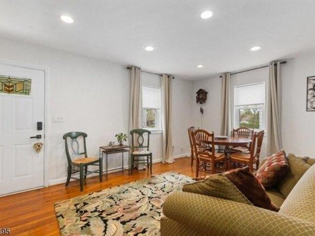 house with 3 bedroom, Bergenfield NJ ES104408994