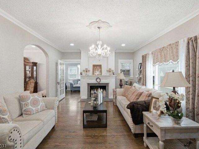house with 3 bedroom, Bergenfield NJ ES104920238