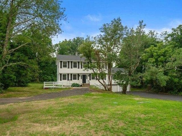 house with 3 bedroom, Berkley MA ES104609250