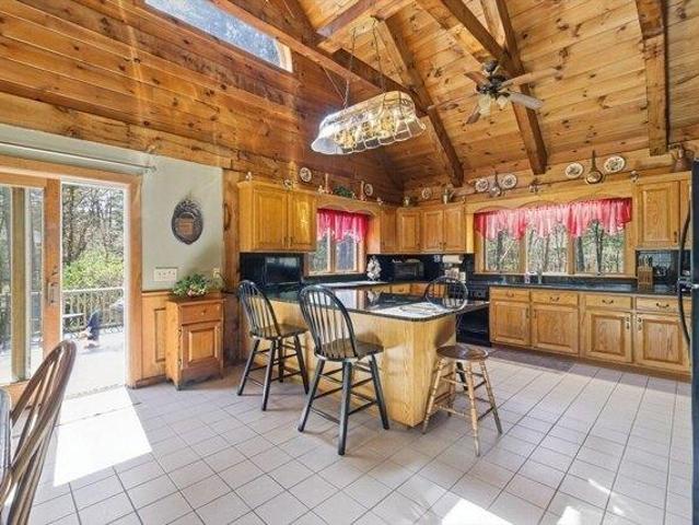 house with 3 bedroom, Berkley MA ES103221307
