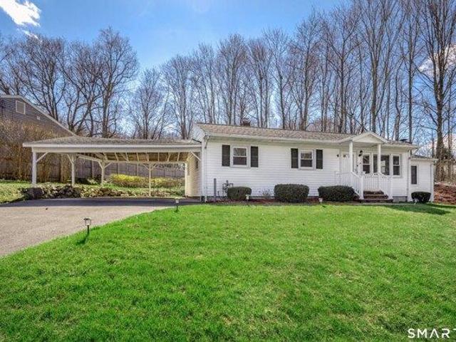 house with 3 bedroom, Bethel CT DLS102317054