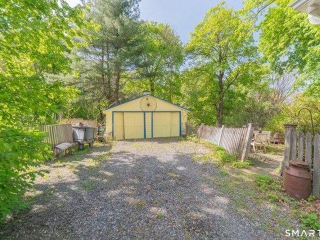 house with 3 bedroom, Bethel CT DS102344832