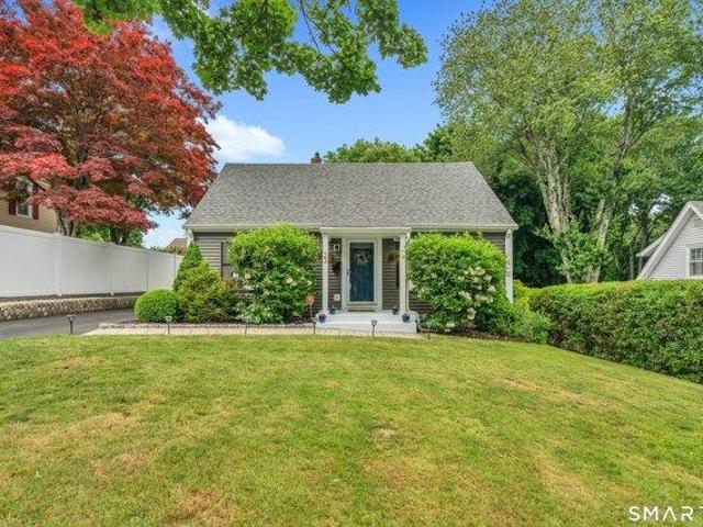 house with 3 bedroom, Bethel CT DS104234530