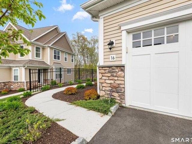 house with 3 bedroom, Bethel CT DS104237809