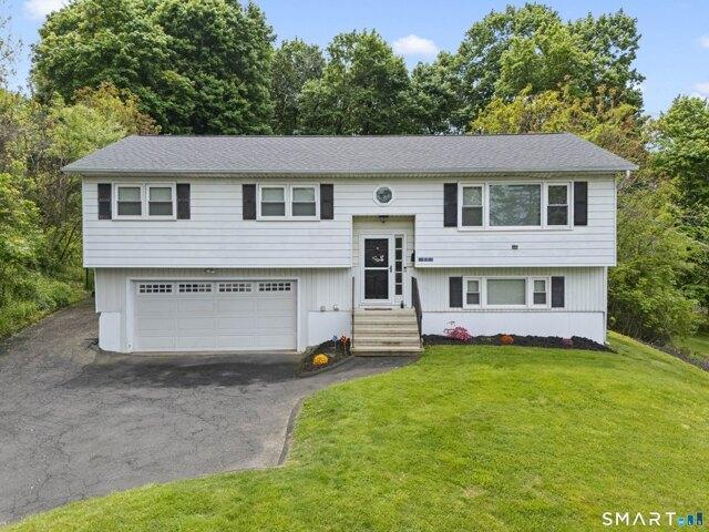 house with 3 bedroom, Bethel CT ES104238180