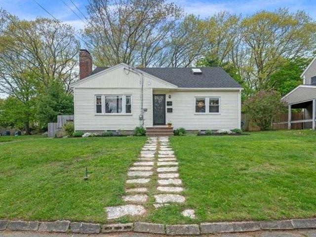 house with 3 bedroom, Beverly MA DLS102561572