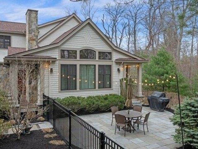 house with 3 bedroom, Beverly MA DS102411648