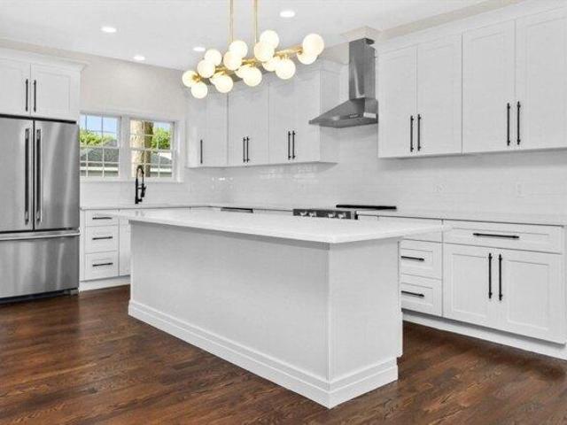 house with 3 bedroom, Beverly MA ES105040536