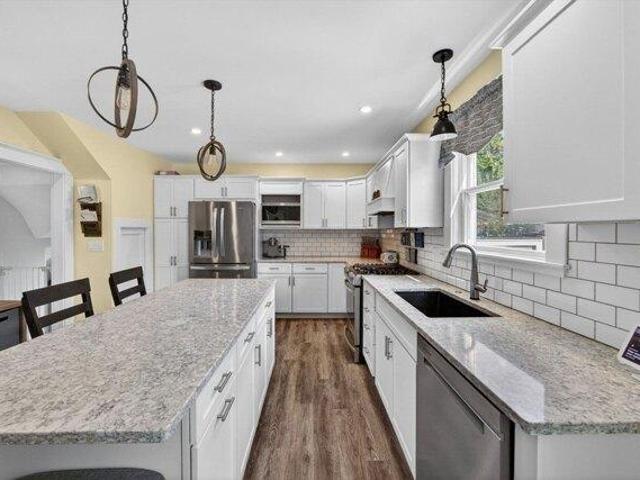 house with 3 bedroom, Beverly MA ES103188071