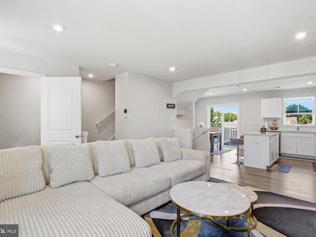 house with 3 bedroom, Beverly NJ ES105176359