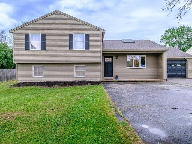 house with 3 bedroom, Biddeford ME DS104044148