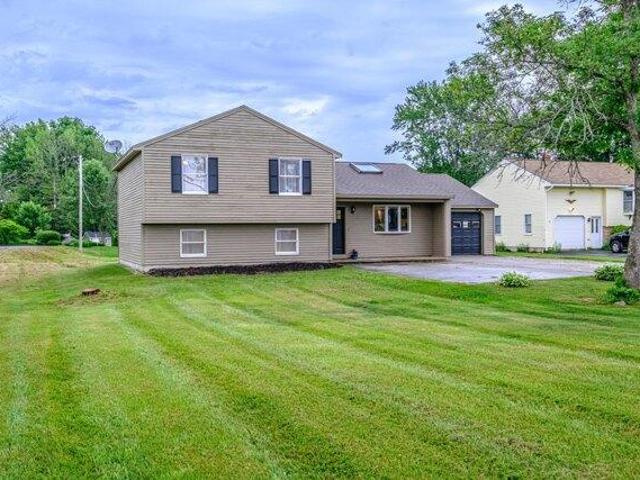 house with 3 bedroom, Biddeford ME ES104044148