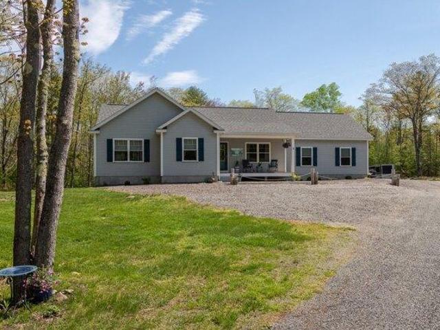 house with 3 bedroom, Biddeford ME ES104153826