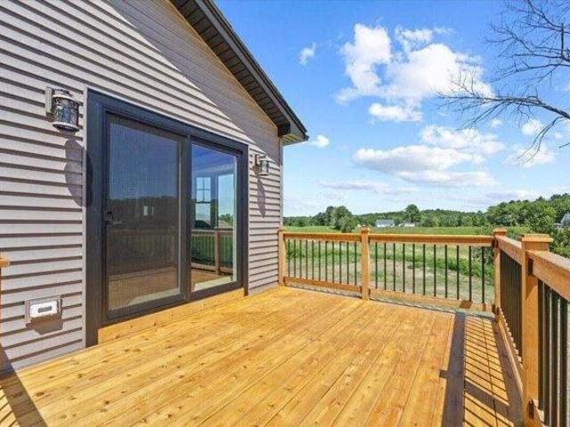 house with 3 bedroom, Biddeford ME ES105203179