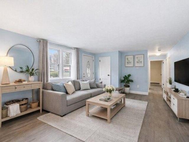 house with 3 bedroom, Billerica MA DLS102828239