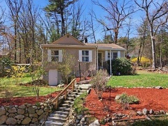 house with 3 bedroom, Billerica MA DLS102961626