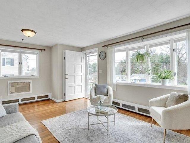 house with 3 bedroom, Billerica MA ES103188112