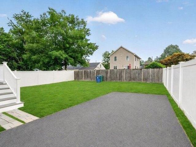 house with 3 bedroom, Billerica MA ES105041006