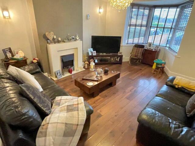 House With 3 Bedroom Birmingham West Midlands ES87633420