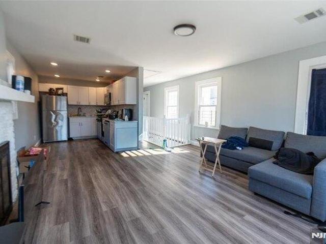 house with 3 bedroom, Bogota NJ DS102284552