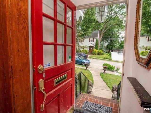 house with 3 bedroom, Bogota NJ ES105577454