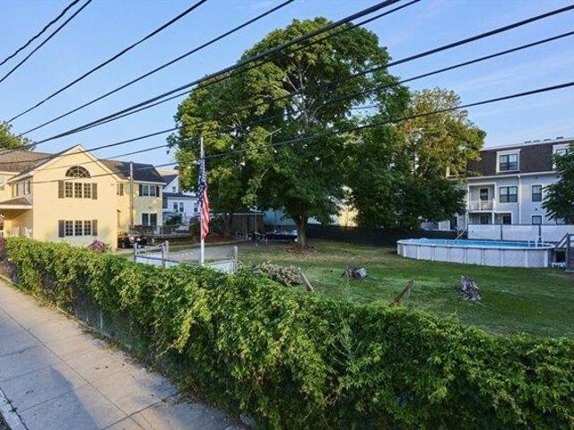 house with 3 bedroom, Boston MA DLS101896454