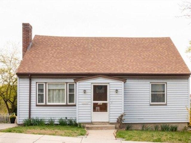 house with 3 bedroom, Boston MA DLS102212286