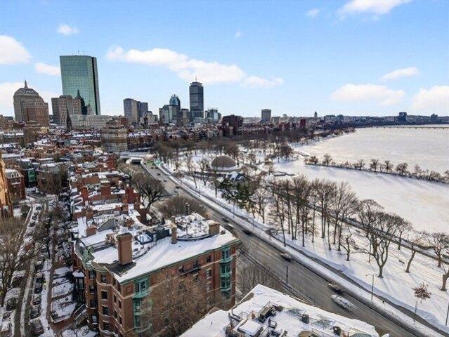 house with 3 bedroom, Boston MA DLS102779255