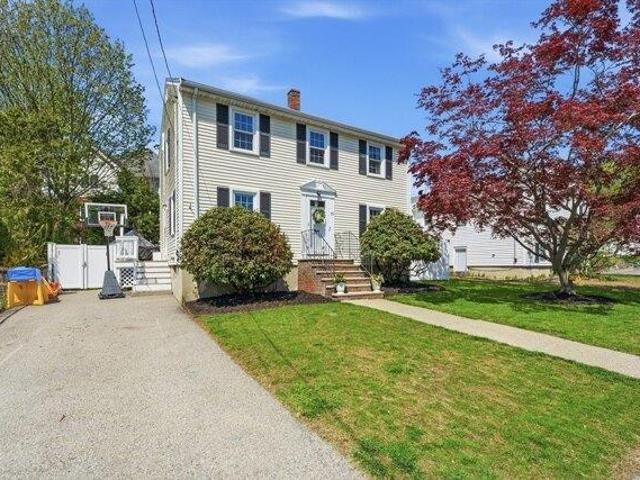 house with 3 bedroom, Boston MA DLS102860344