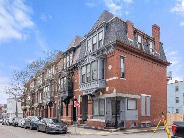house with 3 bedroom, Boston MA DLS102961455