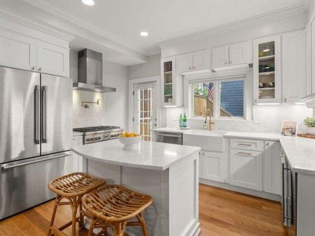 house with 3 bedroom, Boston MA DS102528381