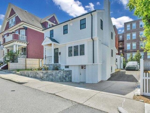 house with 3 bedroom, Boston MA DS102668595