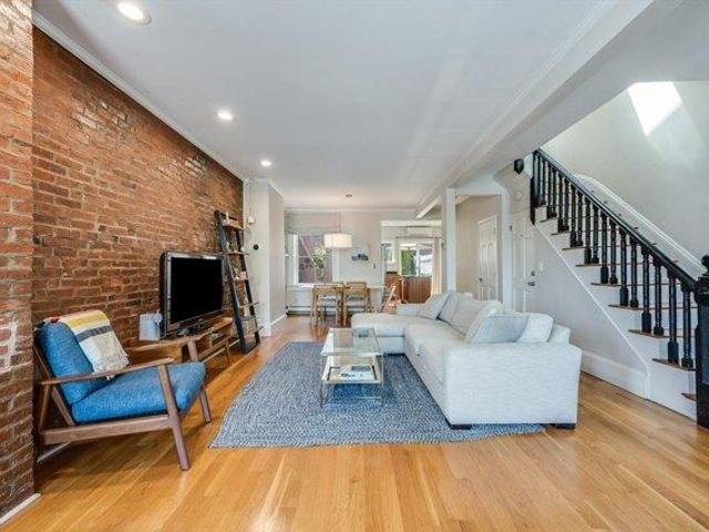 house with 3 bedroom, Boston MA DS102728019