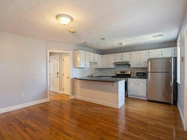 house with 3 bedroom, Boston MA DS102158022