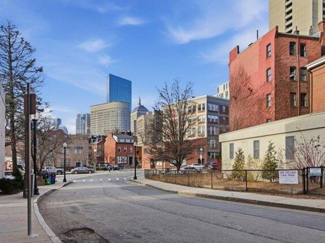 house with 3 bedroom, Boston MA DS102313663