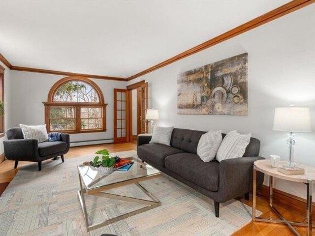 house with 3 bedroom, Boston MA DS102371760