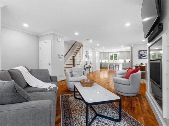 house with 3 bedroom, Boston MA DS104264315