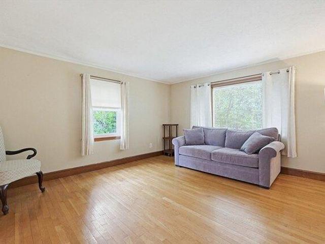 house with 3 bedroom, Boston MA ES102960657