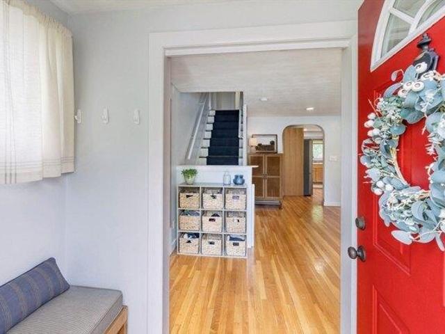 house with 3 bedroom, Boston MA ES102960288
