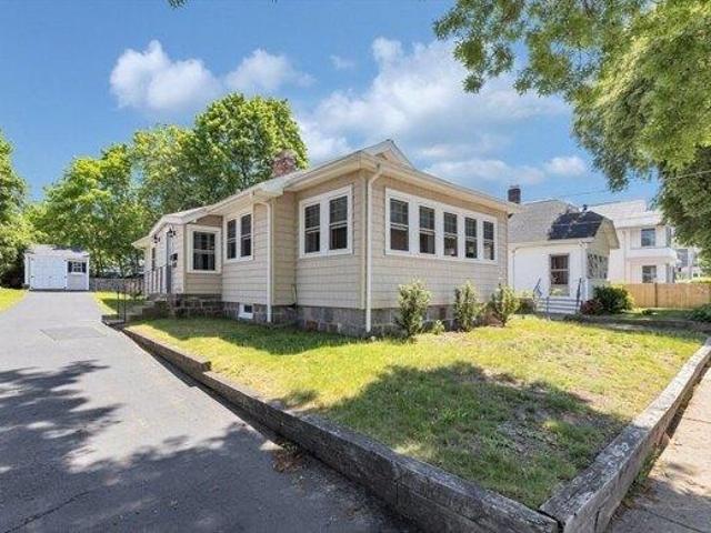 house with 3 bedroom, Boston MA ES103442198