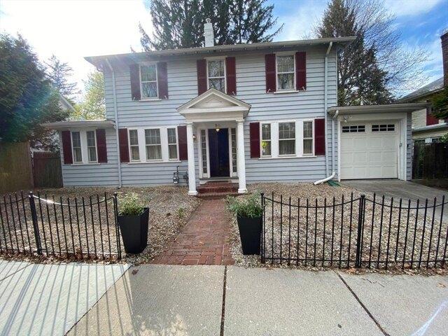 house with 3 bedroom, Boston MA ES103494100