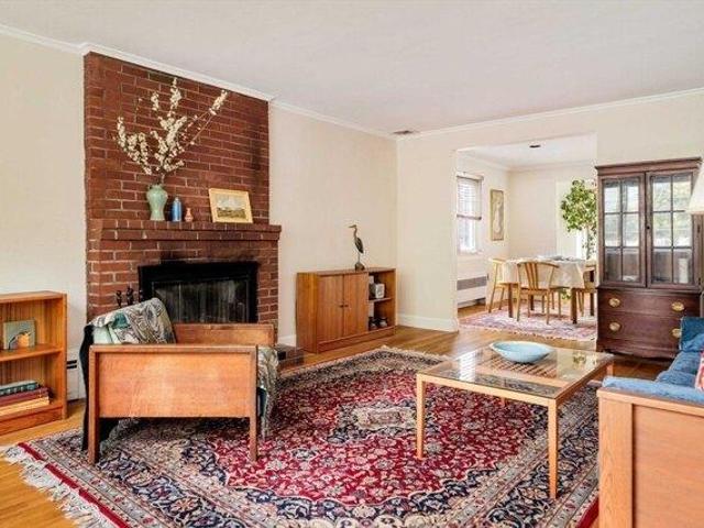 house with 3 bedroom, Boston MA ES103495412